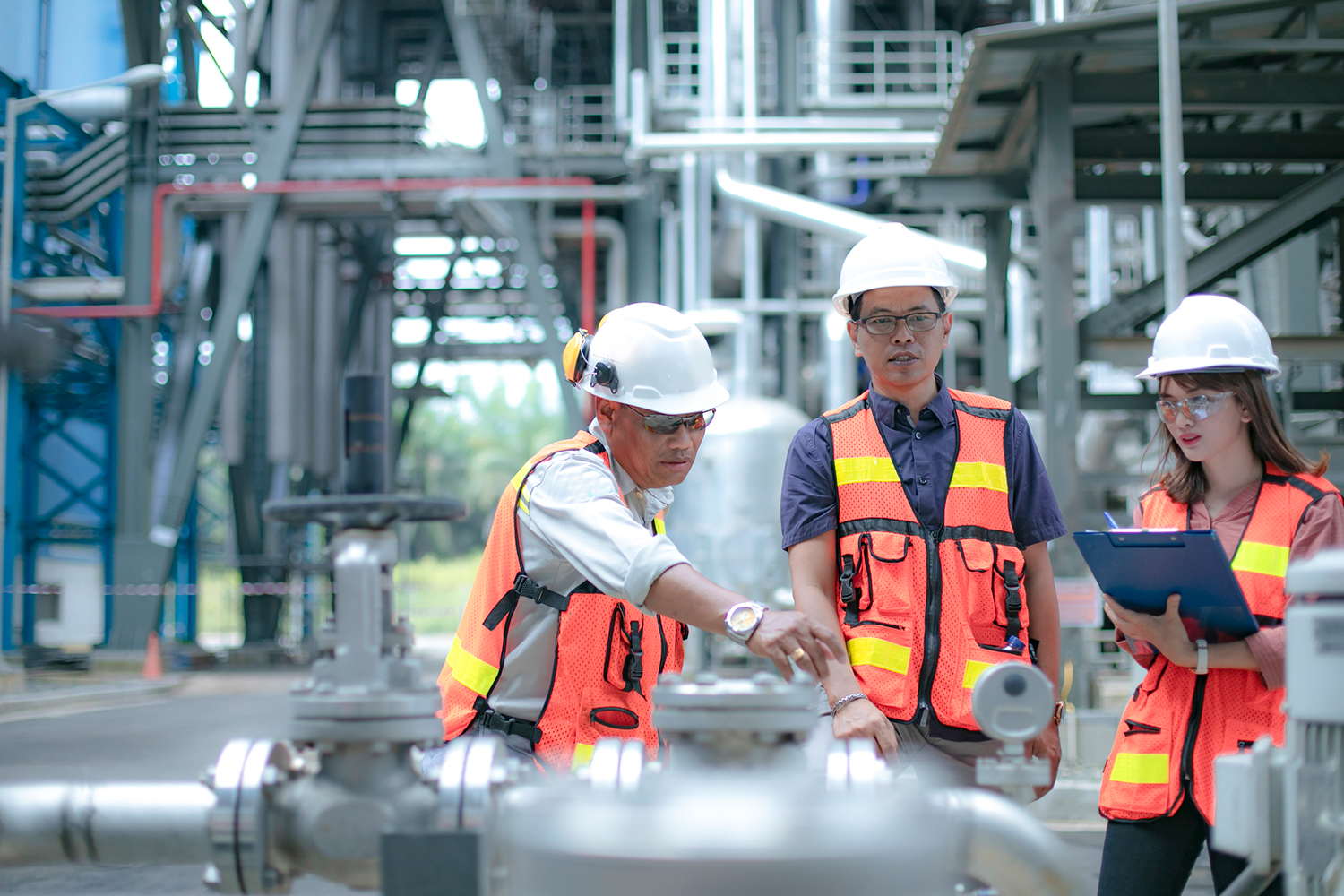 DKSH Performance Materials Launches Responsible Suppliers Program in Partnership With EcoVadis